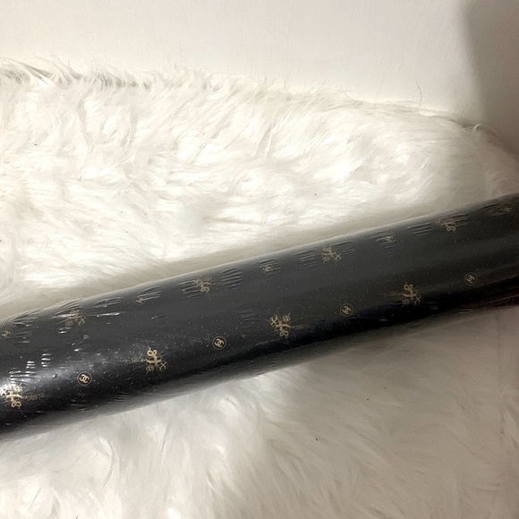 CHANEL | Other | Authentic Chanel Iconic Cc Christmas Brand New Roll ...